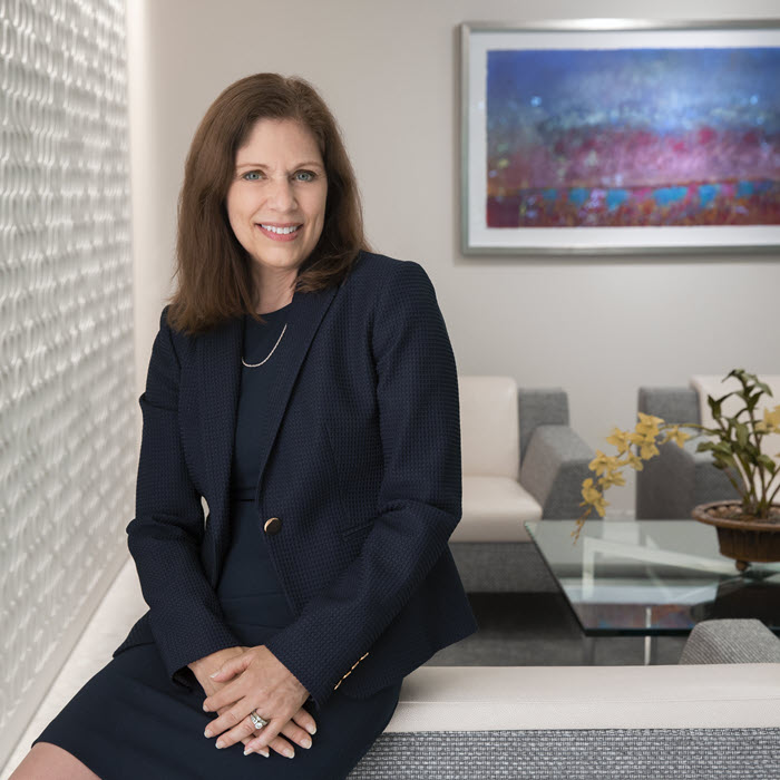 Altus Capital Partners | Team | Laurie Siegel